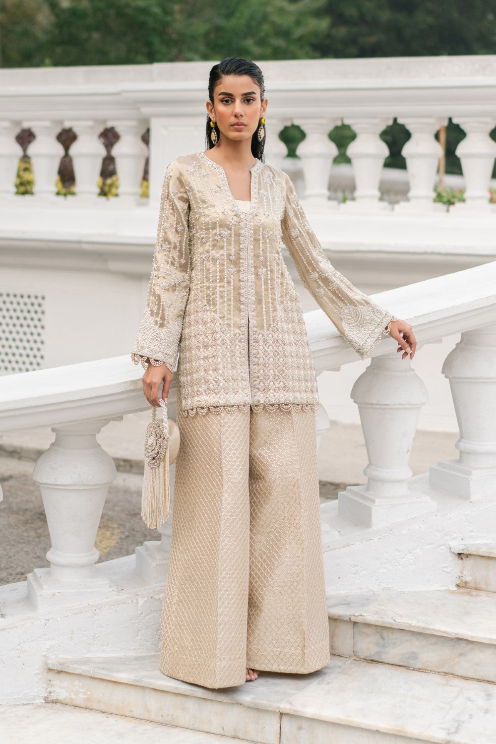 Parisa - MBJ0031 – Studio Zariya